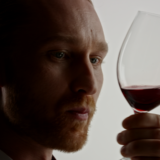 Hur länge håller öppnat vin? - Artiklar | Alko