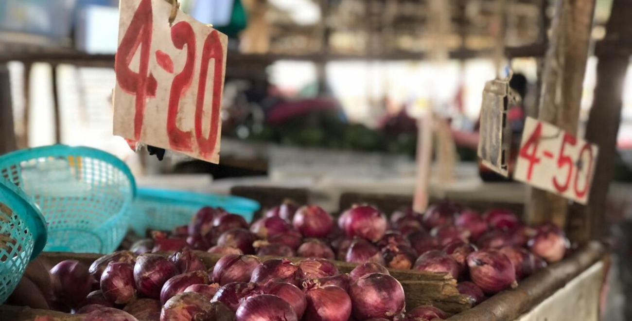 12 Photos Show How Food Prices Have Skyrocketed | Compassion UK