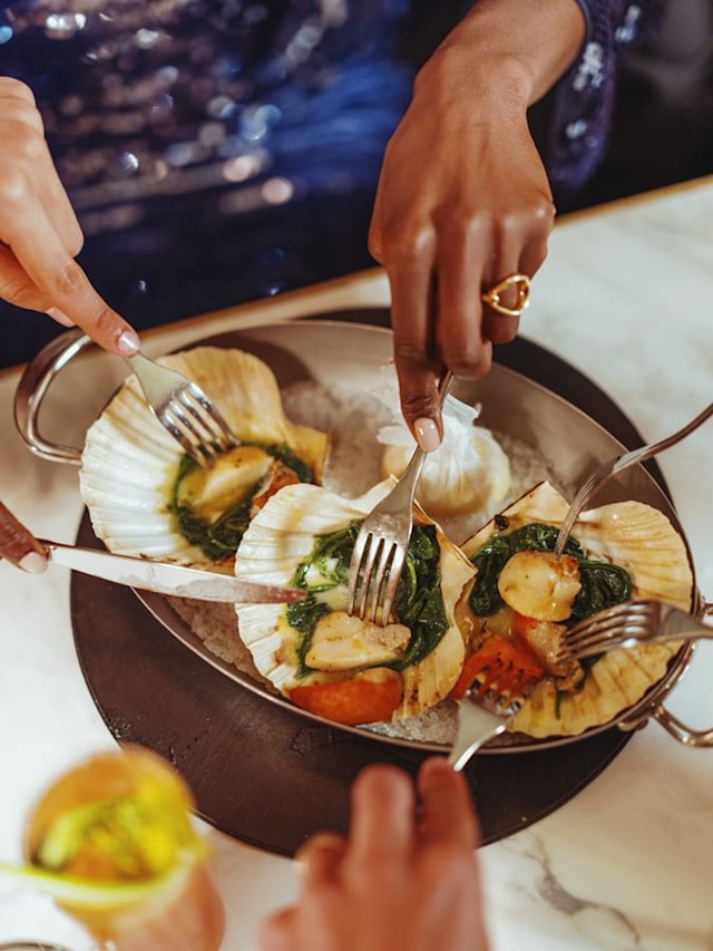 Restaurants dining-hall | Harrods AU