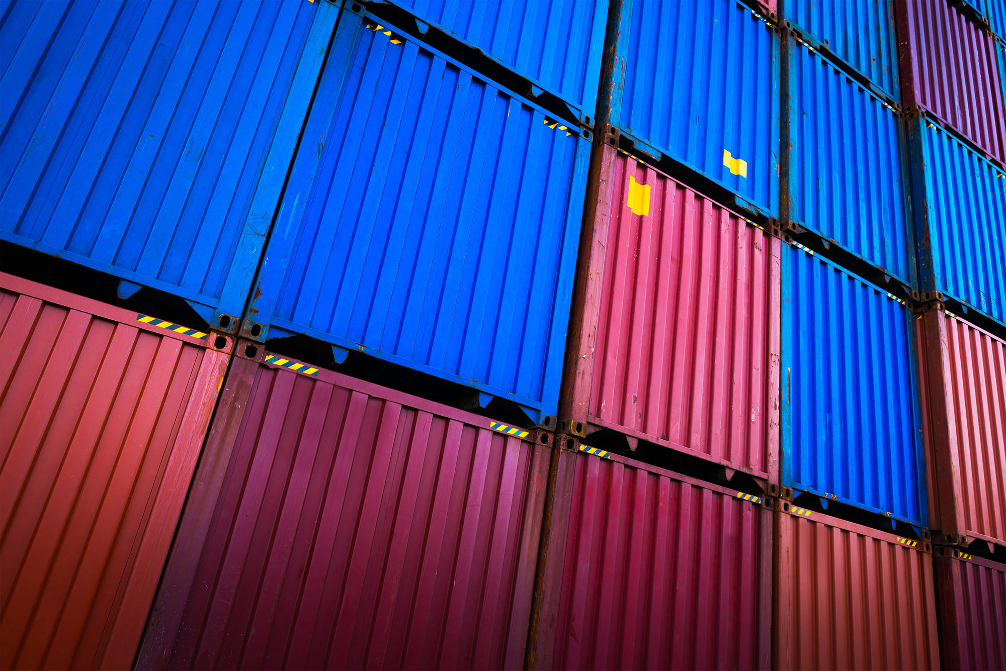 Carriage of containers on bulk carriers | Gard's Insights
