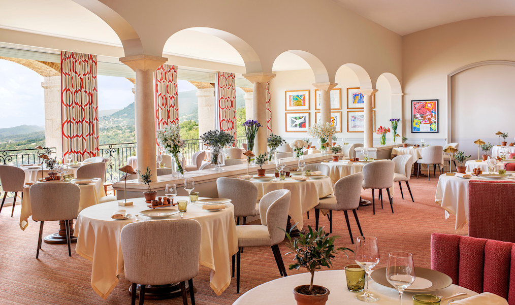 Le Saint-Martin Restaurant in Vence | Château Saint-Martin
