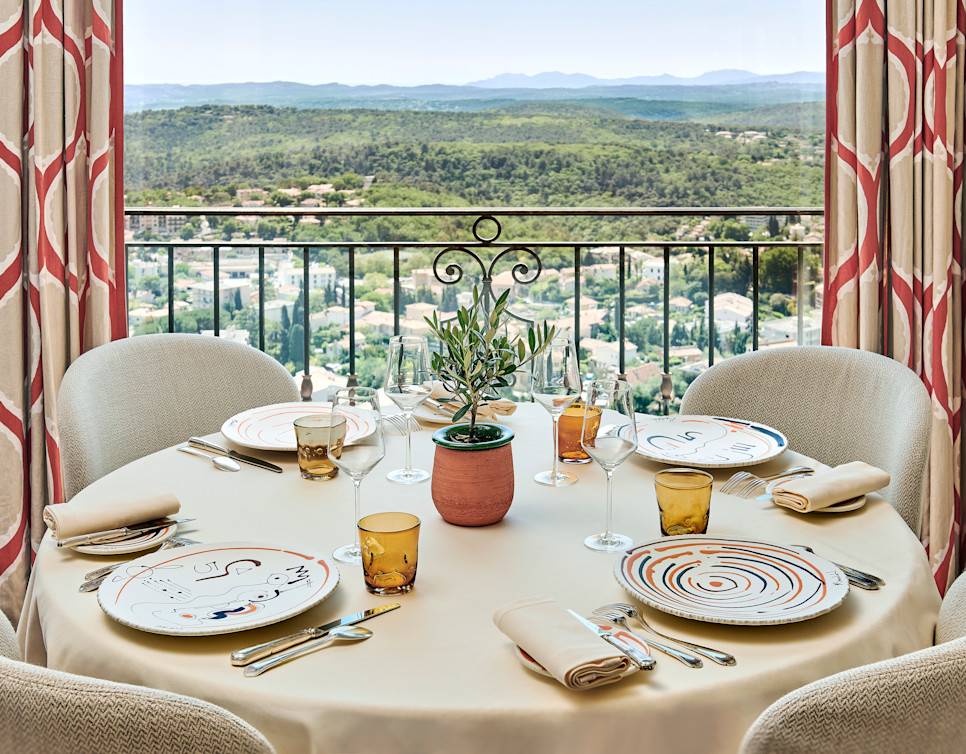Le Saint-Martin Restaurant in Vence | Château Saint-Martin
