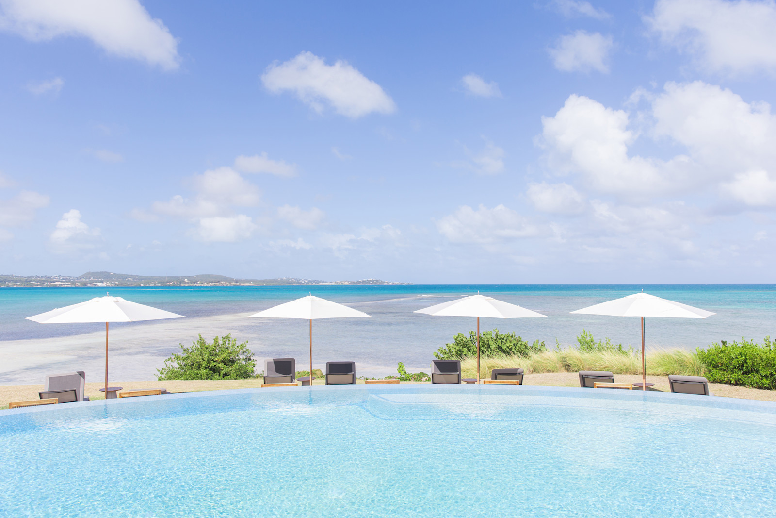 Sand Bar | Cocktails at Jumby Bay Island, off Antigua