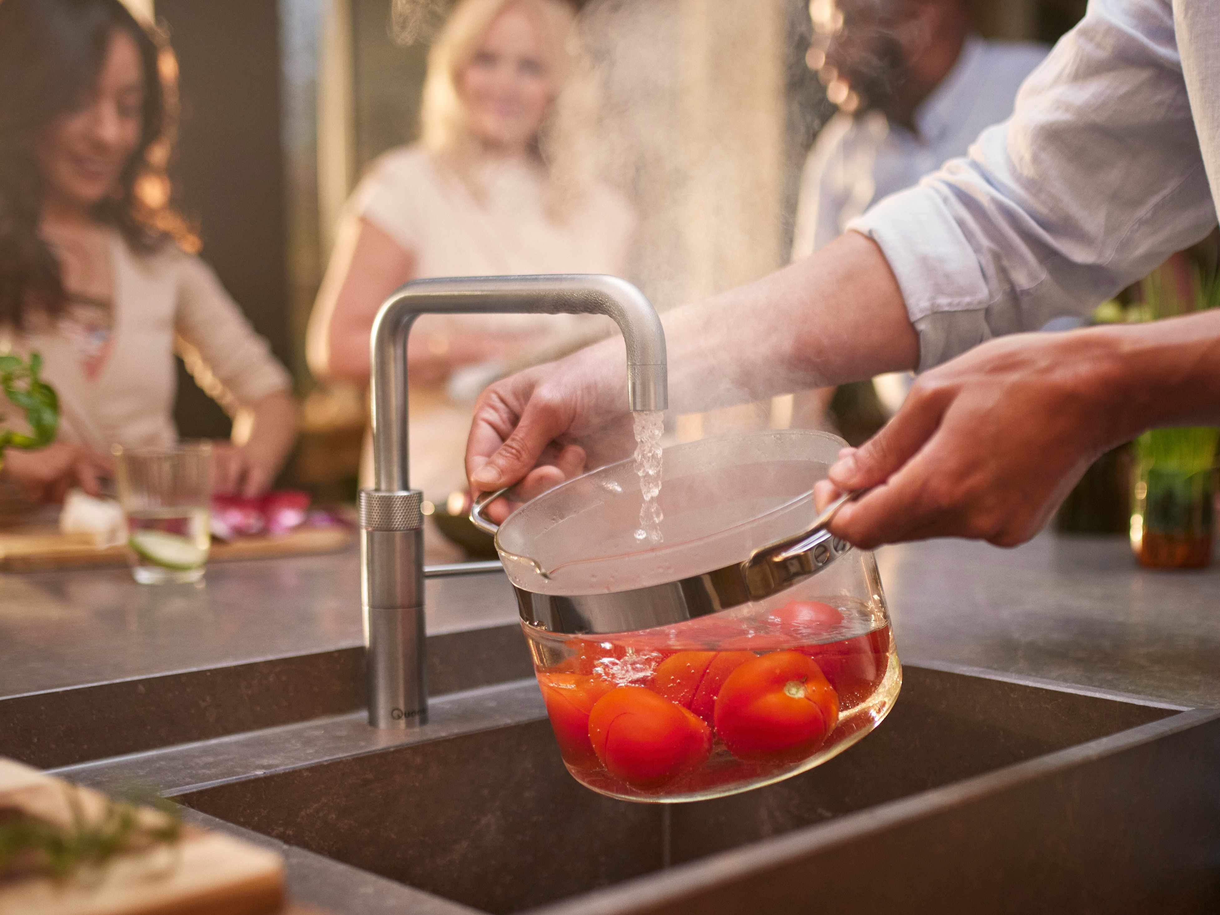 Quooker | 100 °C kochendes, kaltes, gekühltes stilles & sprudelndes ...