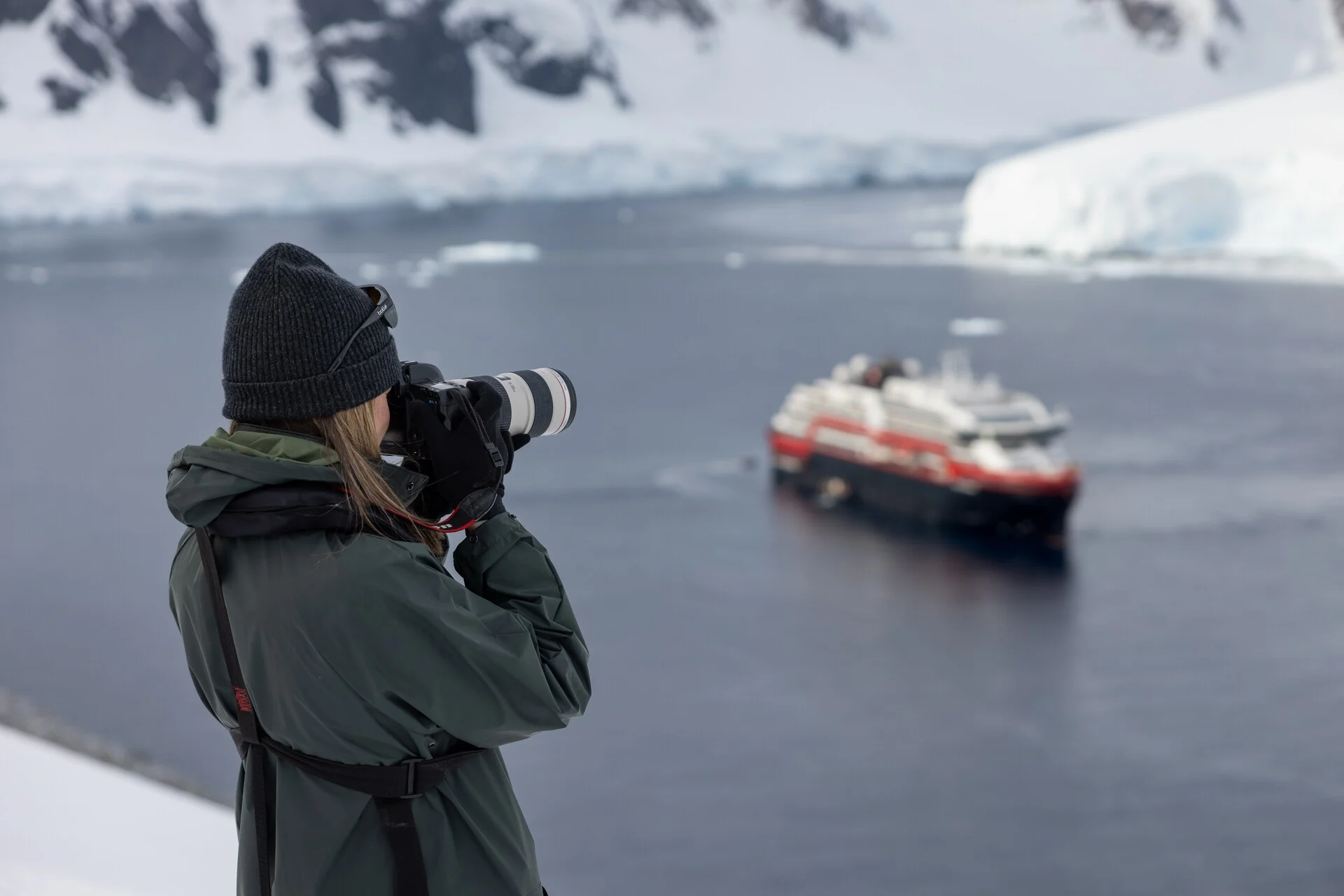 Travel Guide To Antarctica | HX Hurtigruten Expeditions US