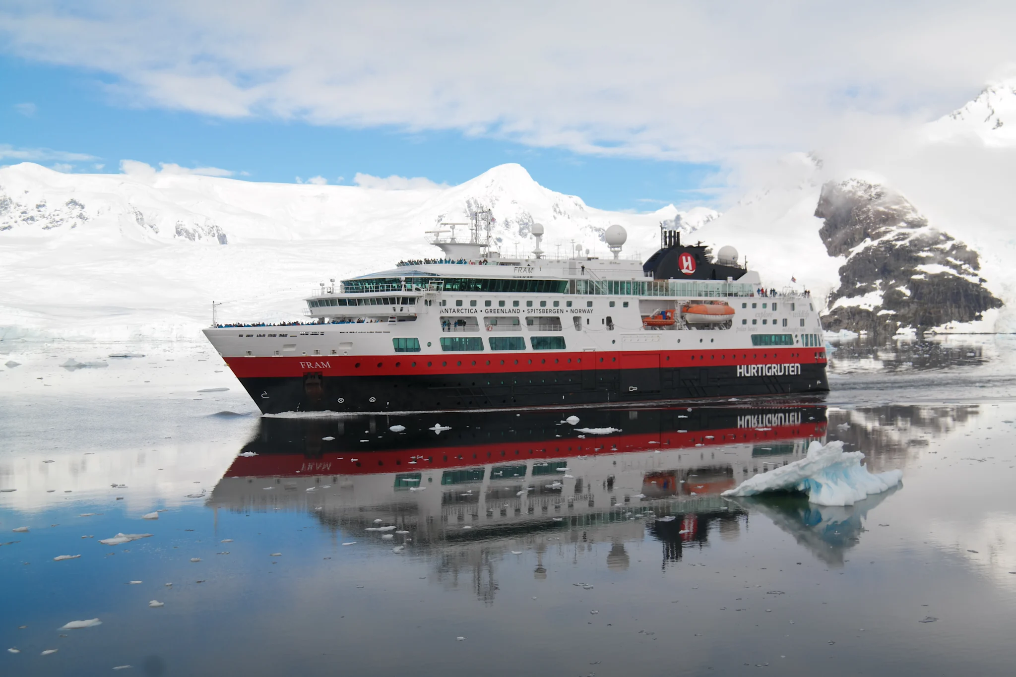 Our Ships | HX Hurtigruten Expeditions UK