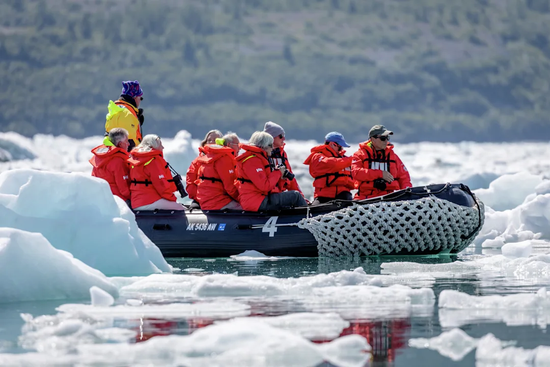Expedition Travel Guide for Alaska | HX Hurtigruten Expeditions