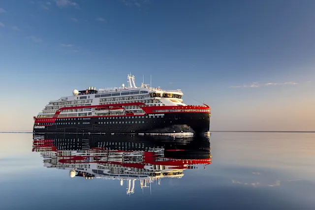 How science and innovation shaped a ship | HX Hurtigruten Expeditions