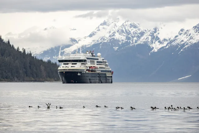Expedition Travel Guide for Alaska