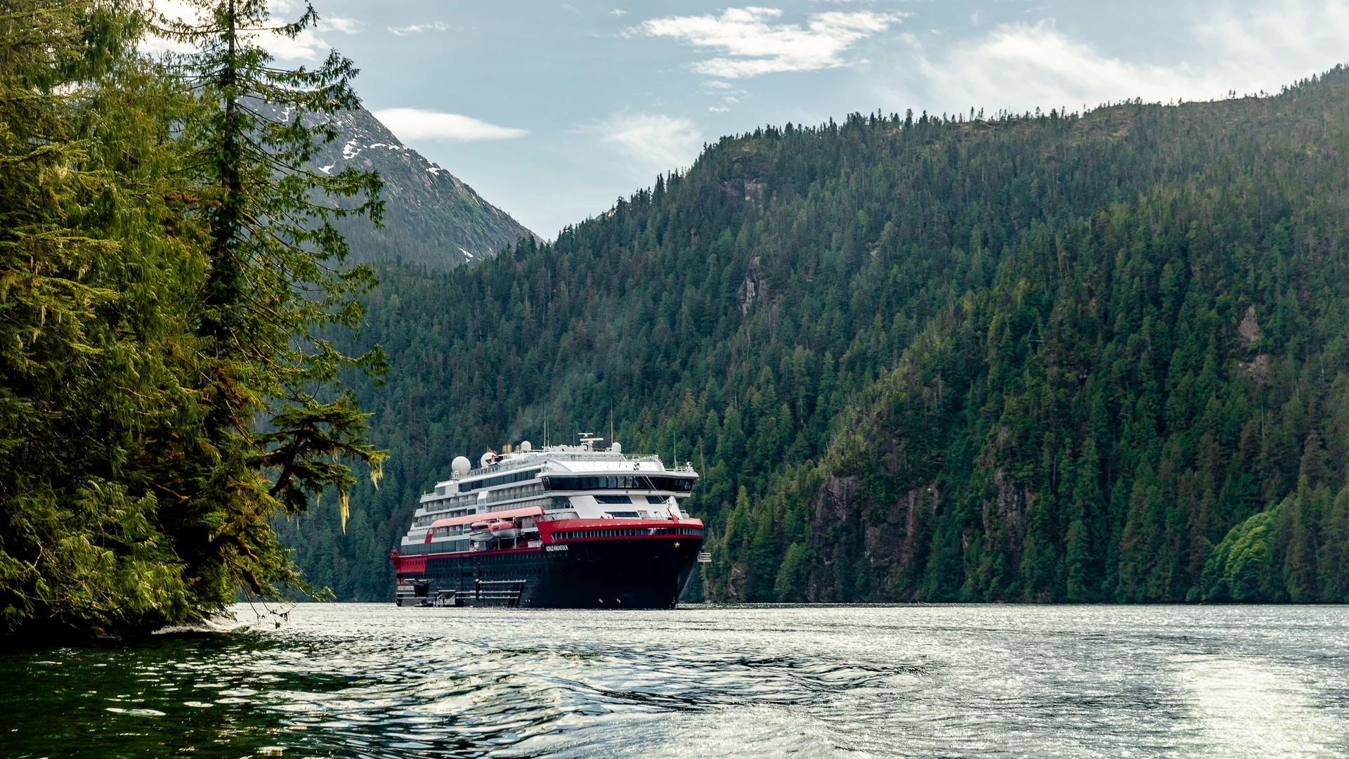 Alaska & British Columbia Cruise 18 days 2025 | HX Hurtigruten ...