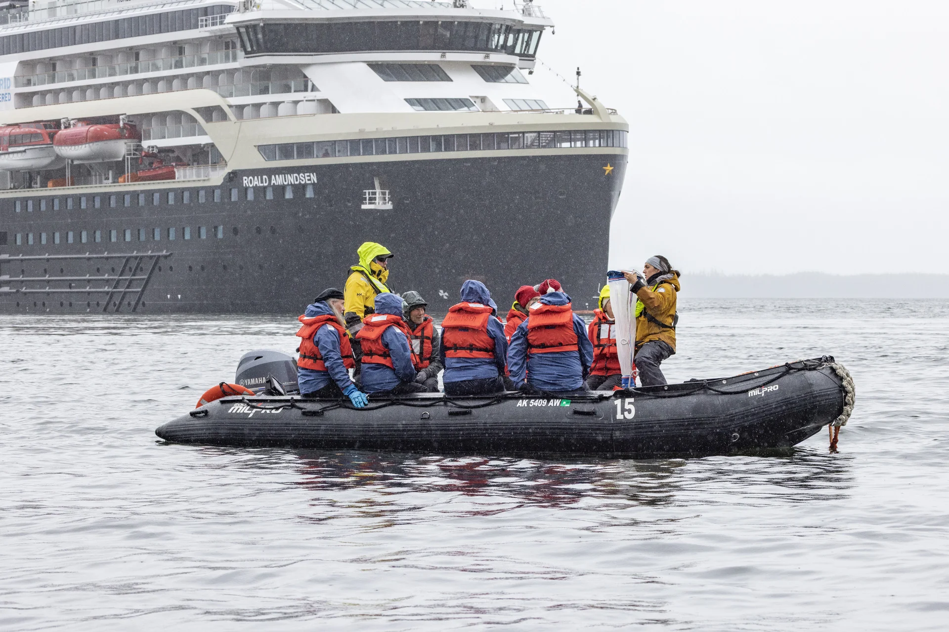 Get Closer to Nature with Our Small Expedition Boats | HX Hurtigruten ...