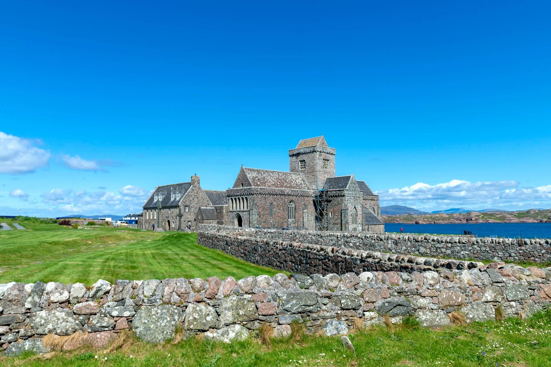 The Scottish Isles Cruise: Island Hopping in the Hebrides 2026 | HX ...