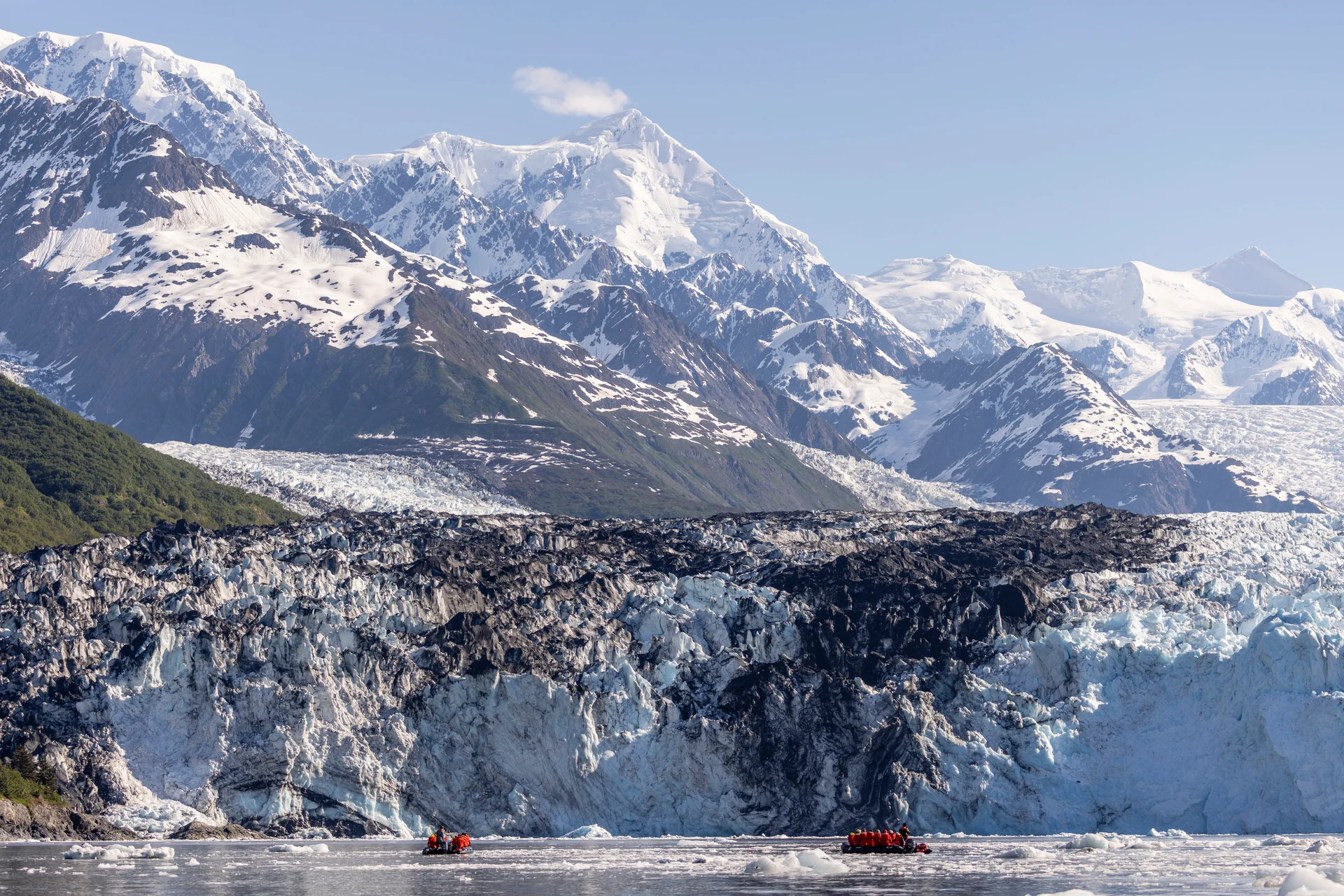 Alaska’s Inside Passage Cruise: Where the Mountains Meet the Sea 2026 ...