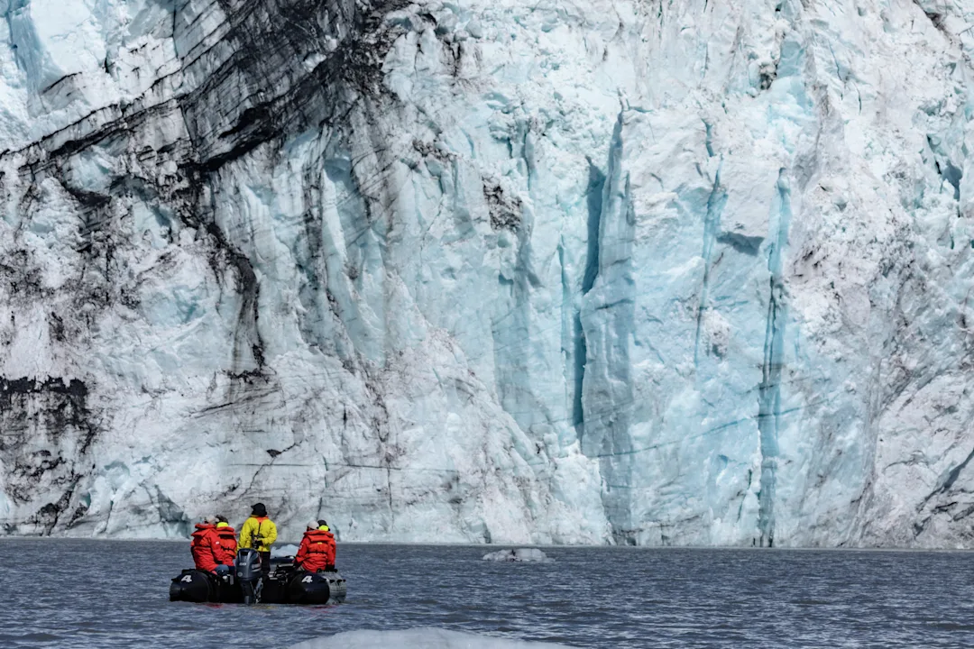 Alaska’s Inside Passage: Where the Mountains Meet the Sea | HX ...
