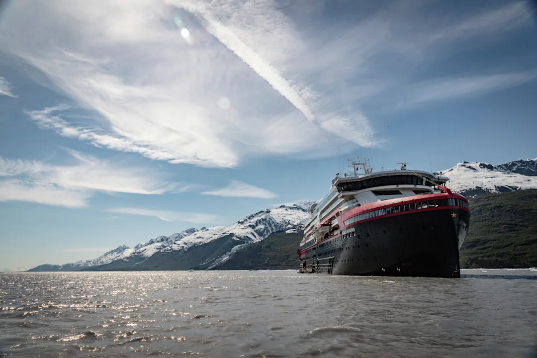 Expedition Travel Guide for Alaska | HX Hurtigruten Expeditions